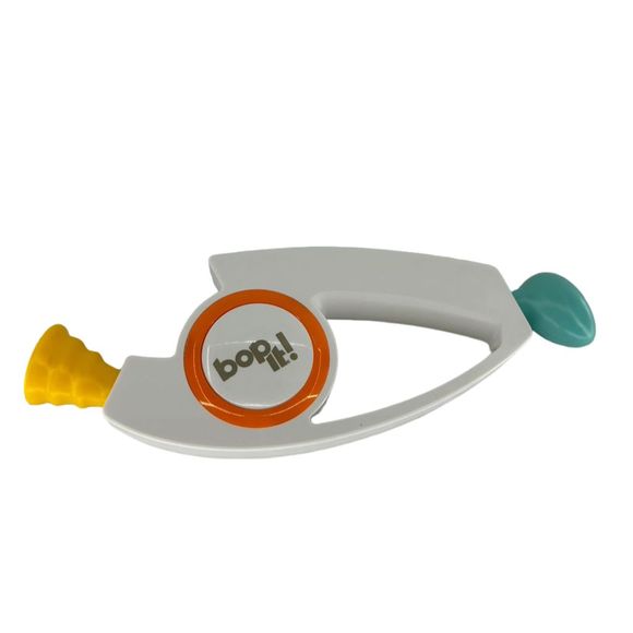 Hasbro | Toys | Hasbro Bop It Electronic Handheld Game 28 Family Fun ...